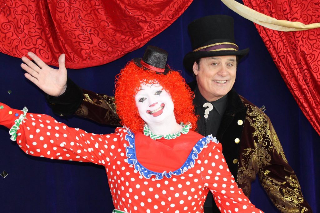 About Dal and Cinde Sanders - Dallas Magic Academy